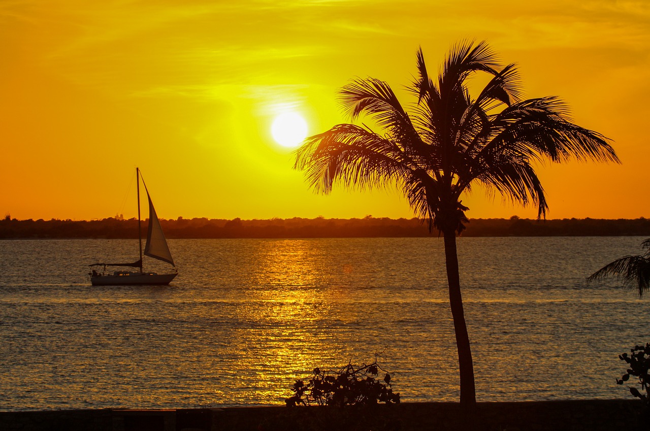 Caribbean - Tropical islands, picture-perfect beaches - Queensferry ...